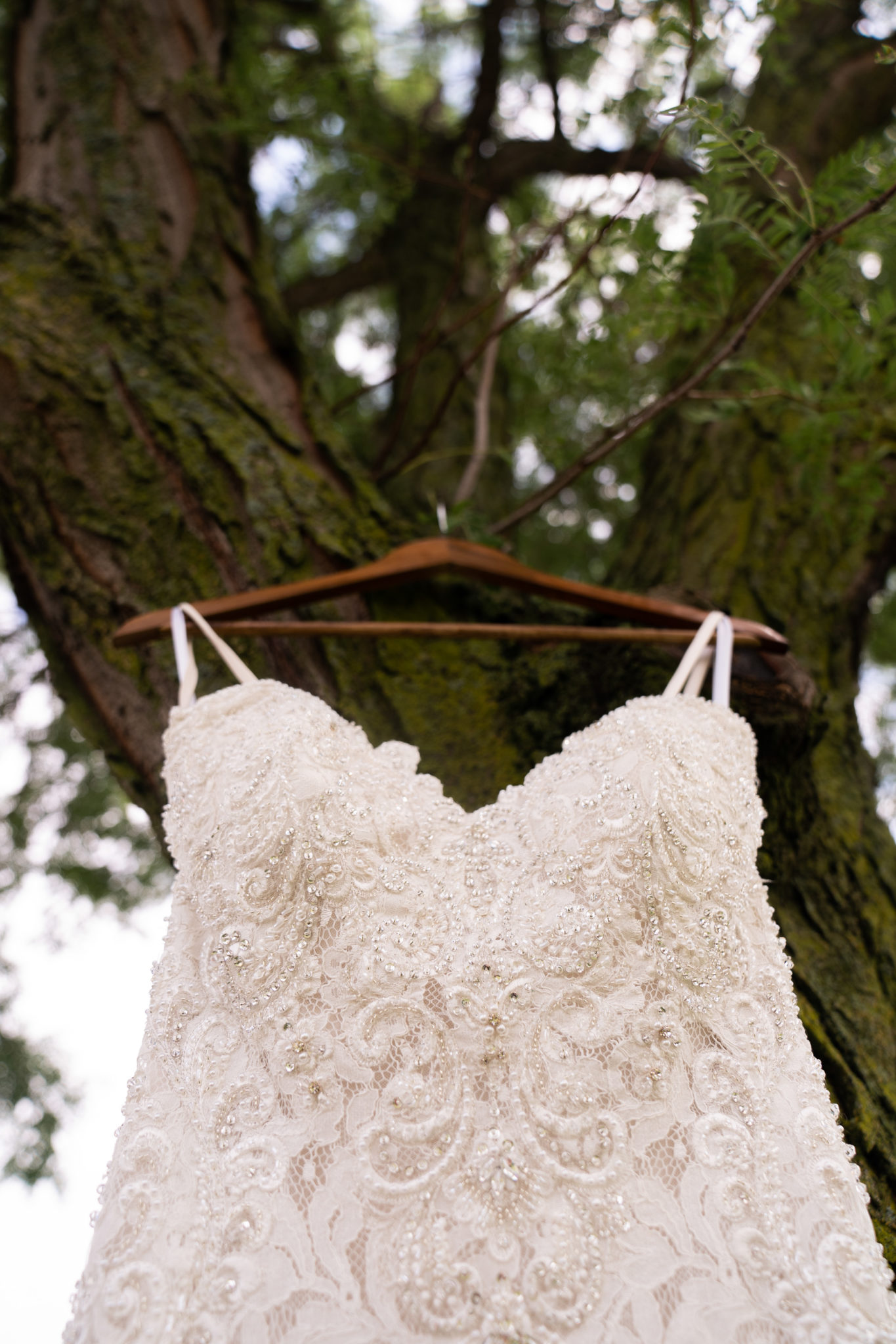 Karri & Corey | Hickory creek event center - Lauren Ashley Studios ...