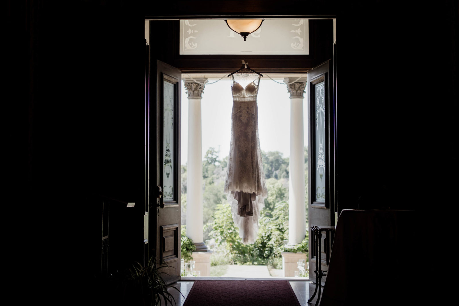 Classy and Elegant Wedding at Renwick mansion - Lauren Ashley Studios ...