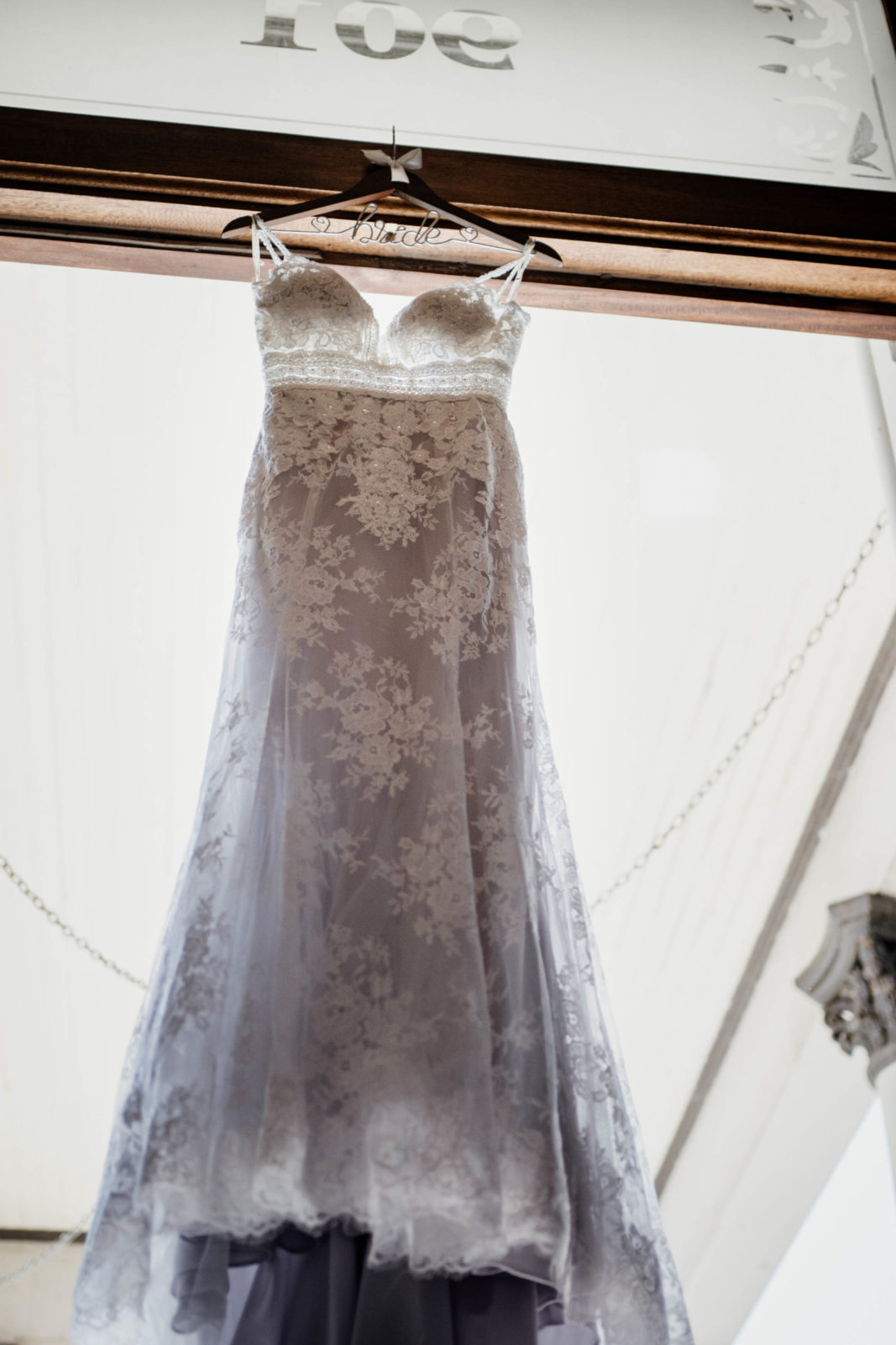 Classy and Elegant Wedding at Renwick mansion - Lauren Ashley Studios ...