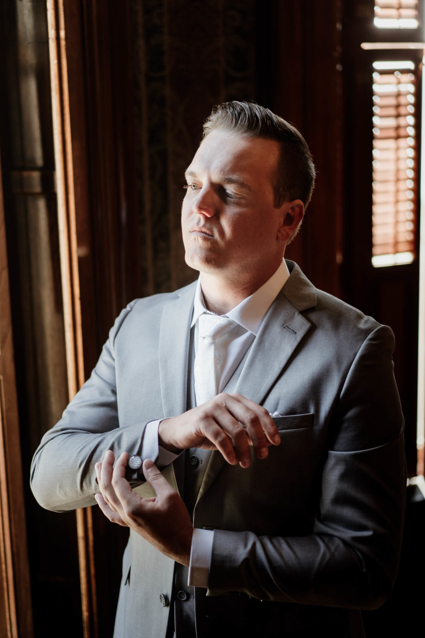 Classy and Elegant Wedding at Renwick mansion - Lauren Ashley Studios ...